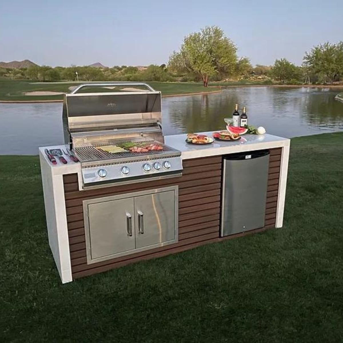 Kokomo Classic Shiplap Outdoor Kitchen Grill with Waterfall Edge ...